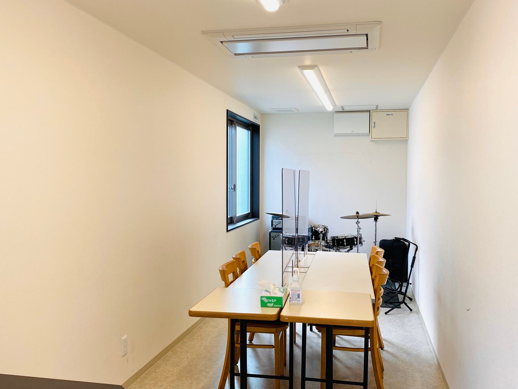 みずほ台駅から徒歩2分の貸し会議室！完全個室で施錠可。換気設備揃っています。の写真1