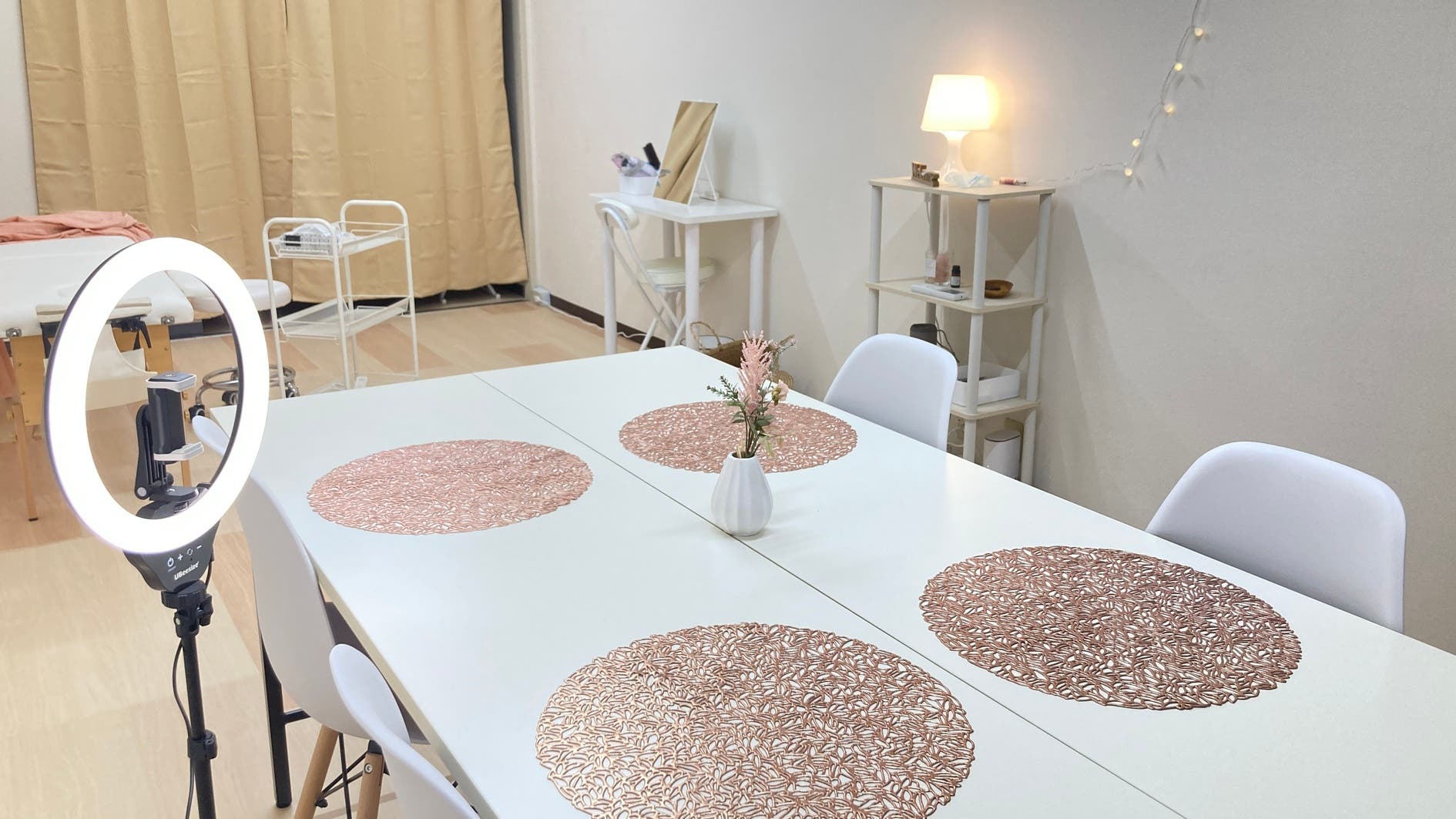 御堂筋沿い🚎新大阪・西中島南方駅4分🌸施術ベッド3台+会議スペース📋完全個室レンタルサロン｜リラク・整体・ネイル💅ごみ捨て無料の写真9