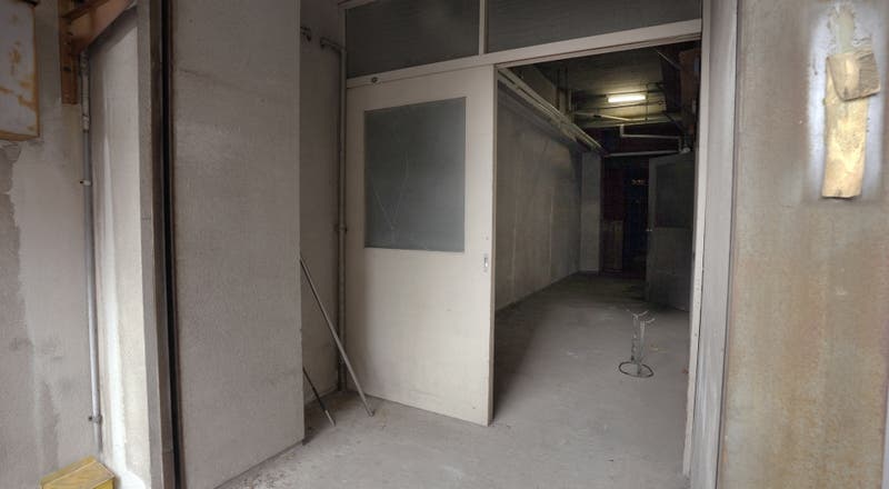 廃墟スタジオ【ビル全体貸し】千種駅徒歩5分　昭和の衰退した空気を感じられるスタジオ