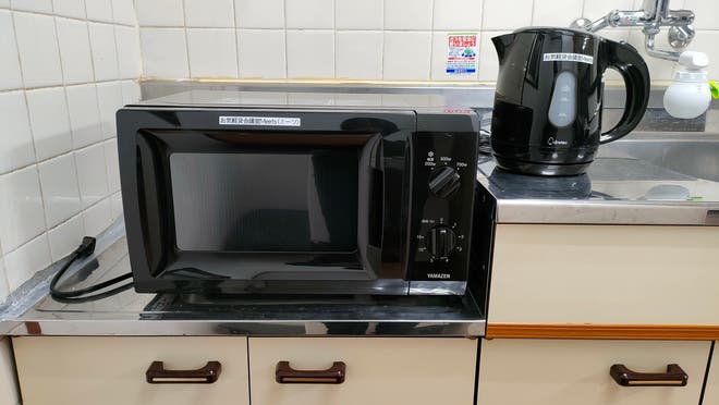 50インチTVのある完全個室貸会議室|web会議・商談・面接・打合せ・勉強会・個人レッスンなどの写真15