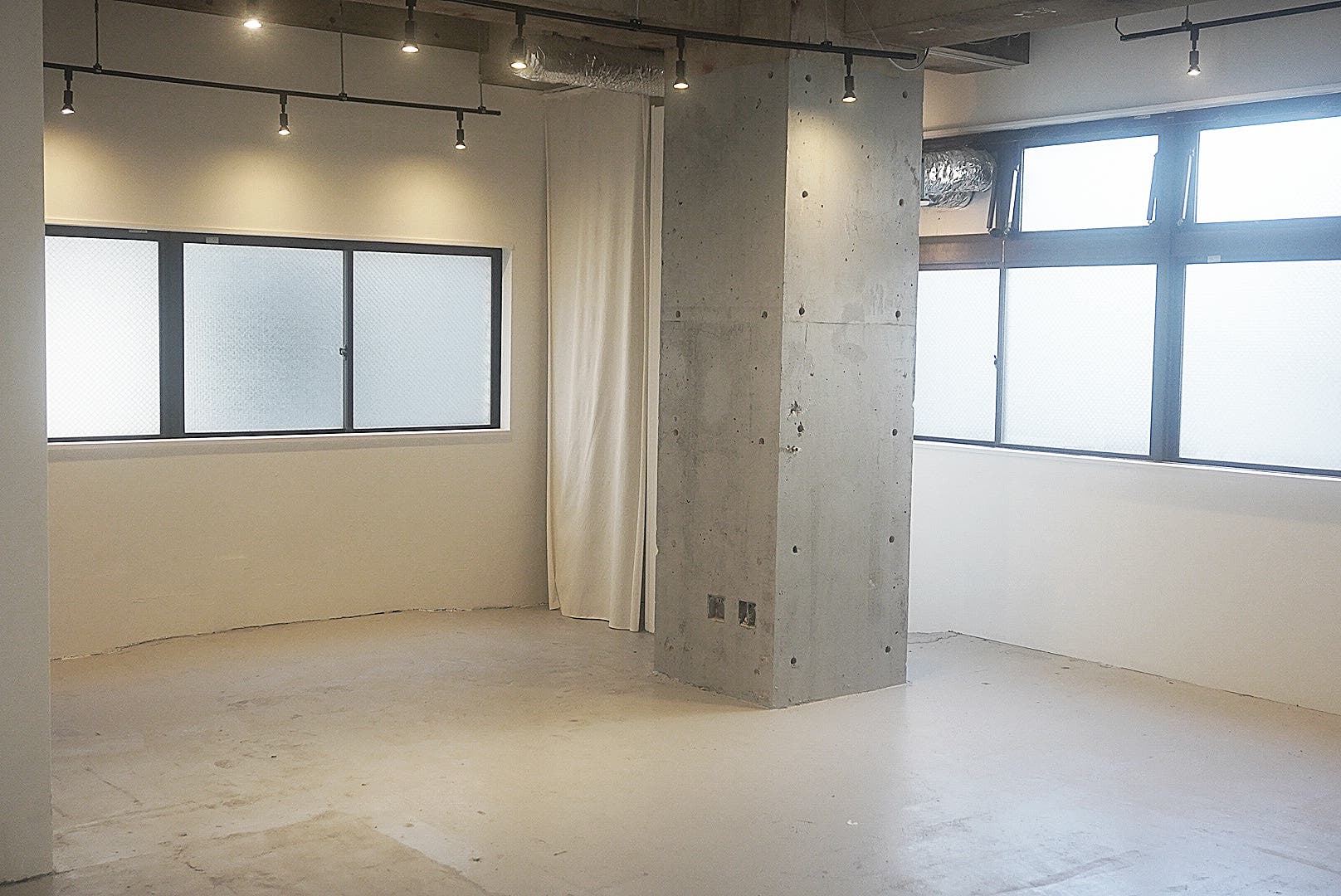 表参道駅徒歩1分、青山通り沿いの133㎡のギャラリースタジオの写真14