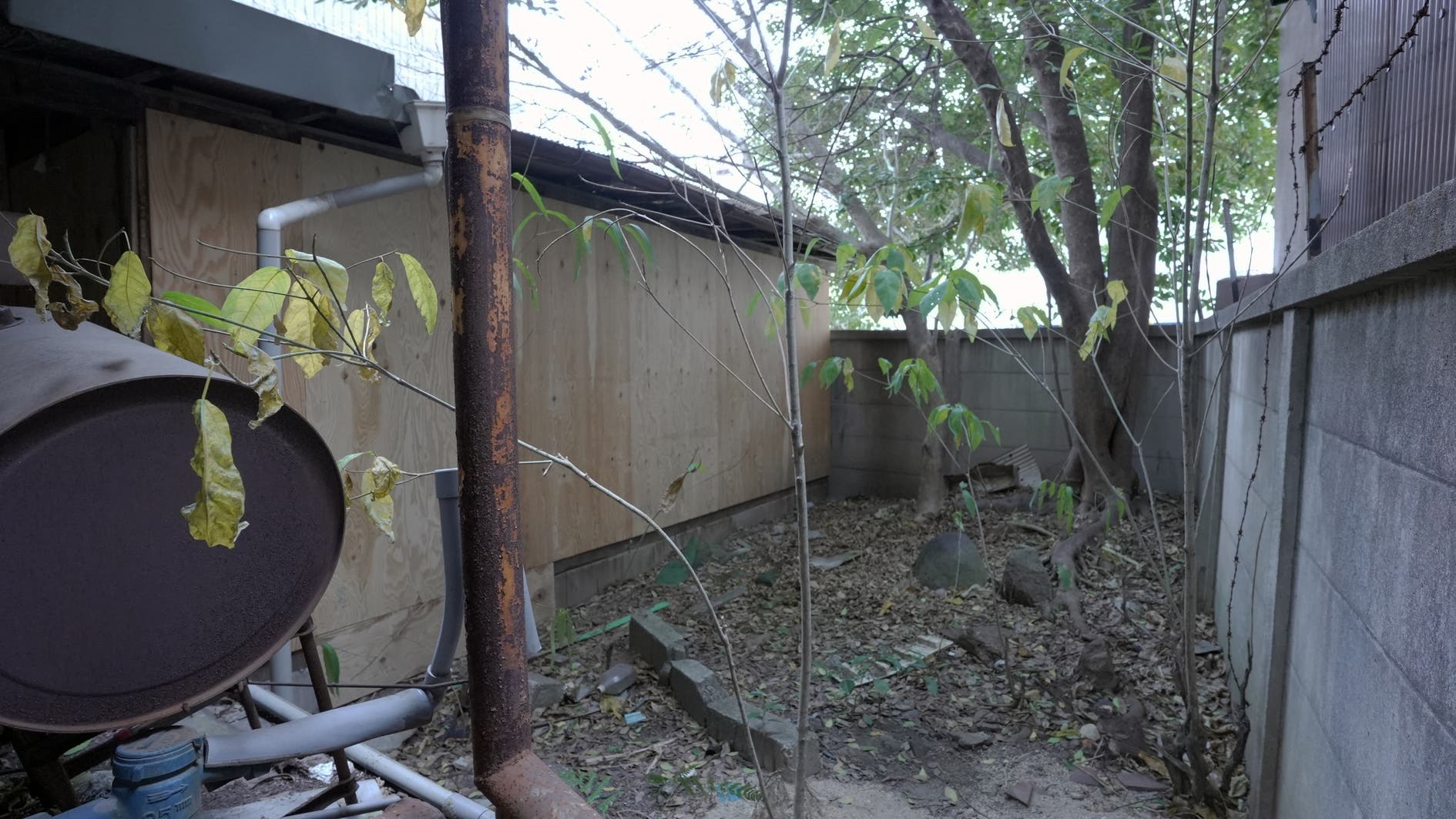 廃墟スタジオ【１階】のみのレンタルです。千種駅徒歩5分　昭和の衰退した空気を感じられるスタジオの写真8