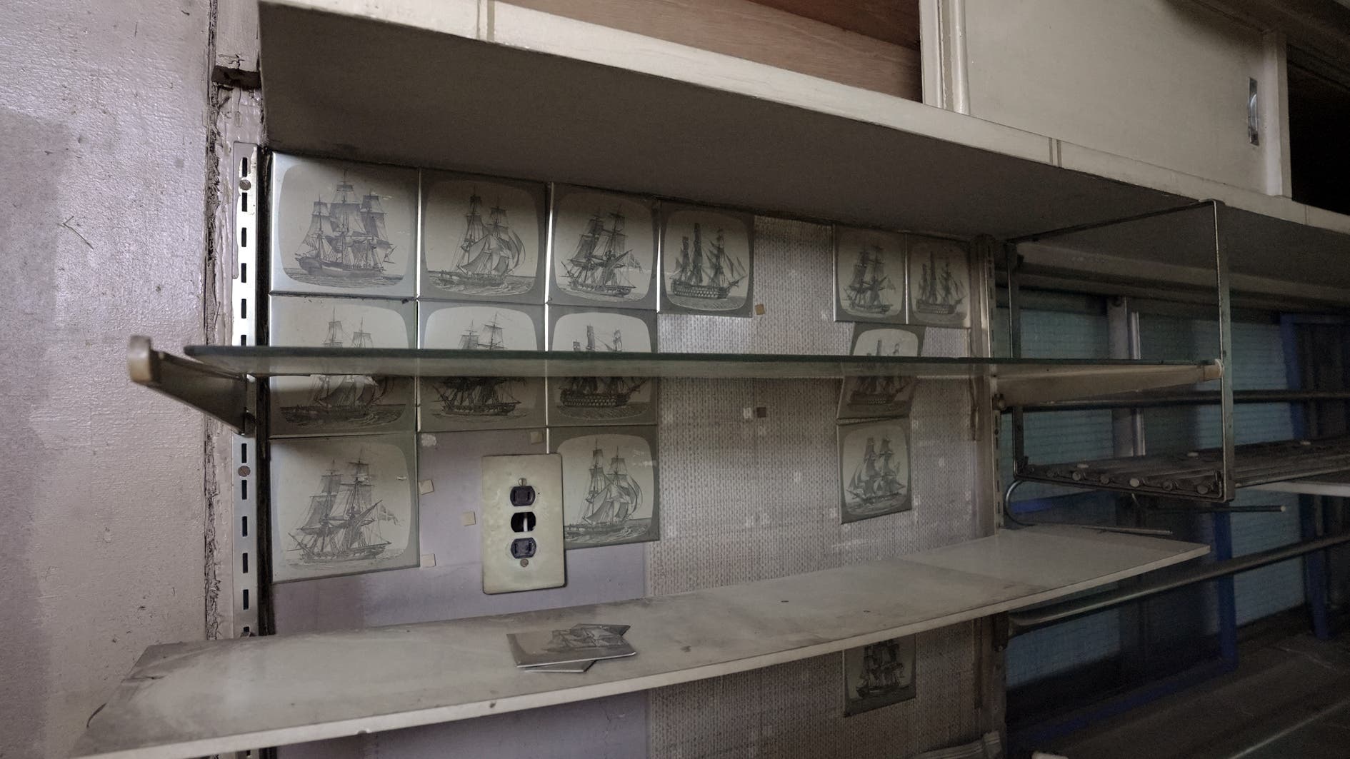 廃墟スタジオ【2階】のみのレンタルです。千種駅徒歩5分　昭和の衰退した空気を感じられるスタジオの写真6