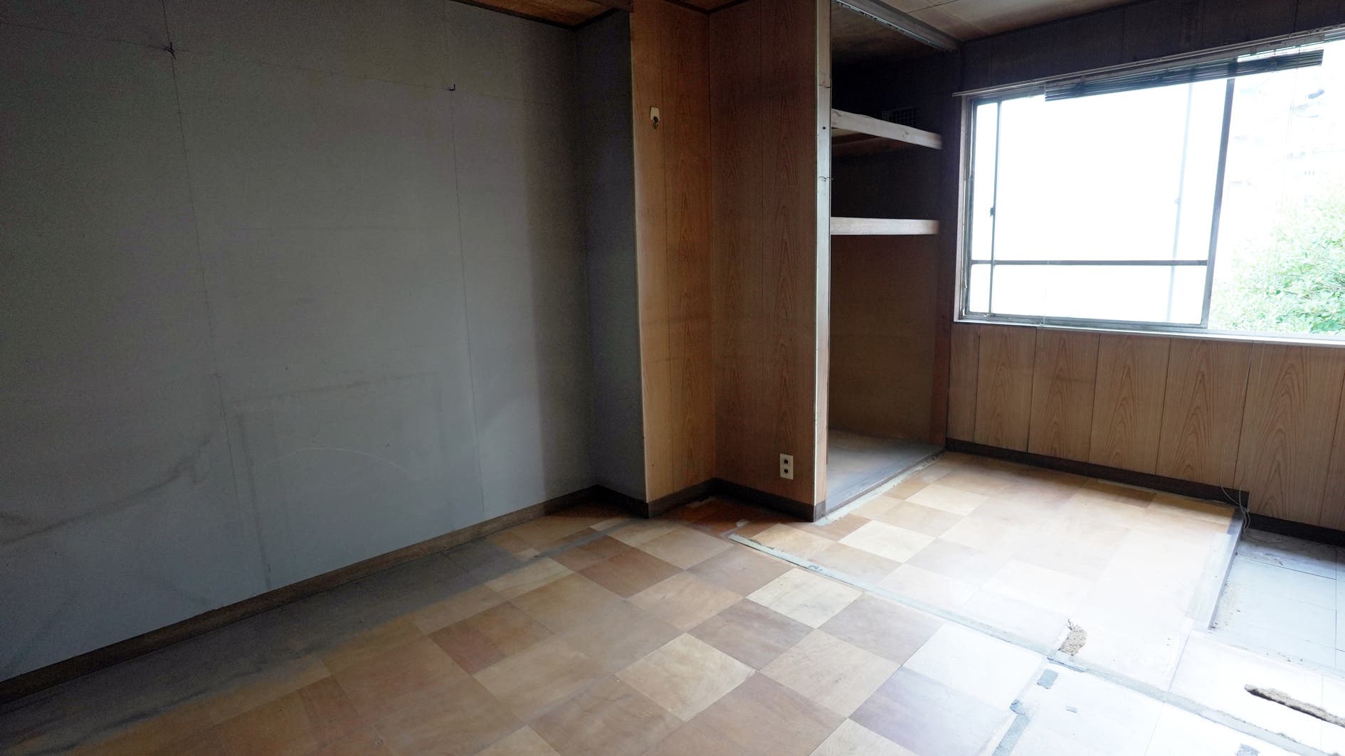 廃墟スタジオ【3階】のみのレンタルです。千種駅徒歩5分　昭和の衰退した空気を感じられるスタジオの写真8