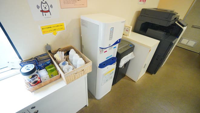 <ミニマルワークスペース池袋205>駅近🚃Wi-Fi📶電源🔌フリードリンク☕️リモートワーク/ZOOM/Web面接/作業場所の写真3