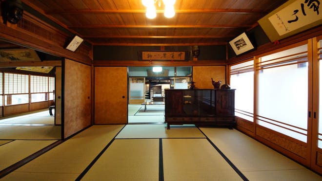 二上山駅前1分の古民家貸しスペースの写真2