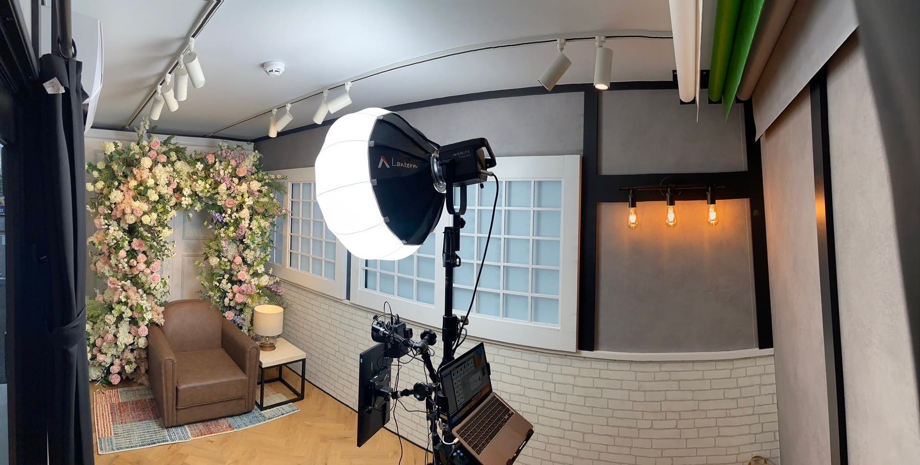 【お花のスタジオ】【大宮から3駅大和田駅】フォトスタジオ/配信スタジオ/セルフ写真/プロ機材の写真6