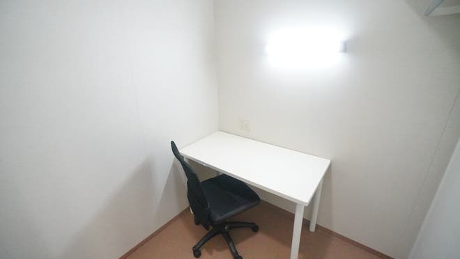 <ミニマルワークスペース池袋212>駅近🚃Wi-Fi📶電源🔌フリードリンク☕️リモートワーク/ZOOM/Web面接/作業場所の写真4