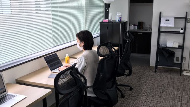 H席(4階コワーキング)1名分の利用(複数名でのご利用は人数分の予約をお願いします)の写真12