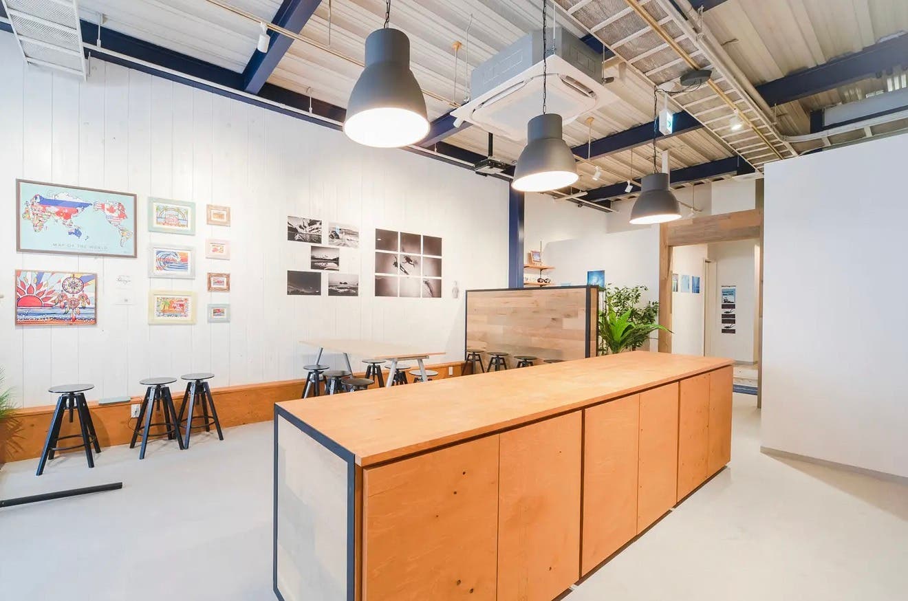 【西海岸風　心斎橋駅徒歩1分】10人〜30人向きのパーティ・セミナー・撮影などにぴったり！キッチン付きレンタルスペースの写真11