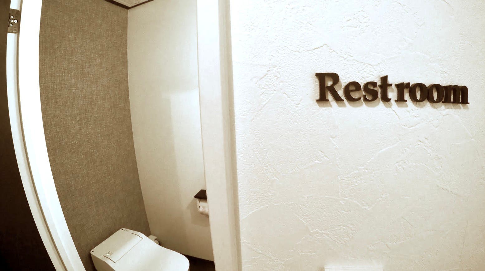 【西海岸風　心斎橋駅徒歩1分】10人〜30人向きのパーティ・セミナー・撮影などにぴったり！キッチン付きレンタルスペースの写真12