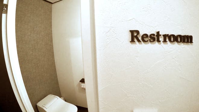 【西海岸風 心斎橋駅徒歩1分】10人〜30人向きのパーティ・セミナー・撮影などにぴったり!キッチン付きレンタルスペースの写真12