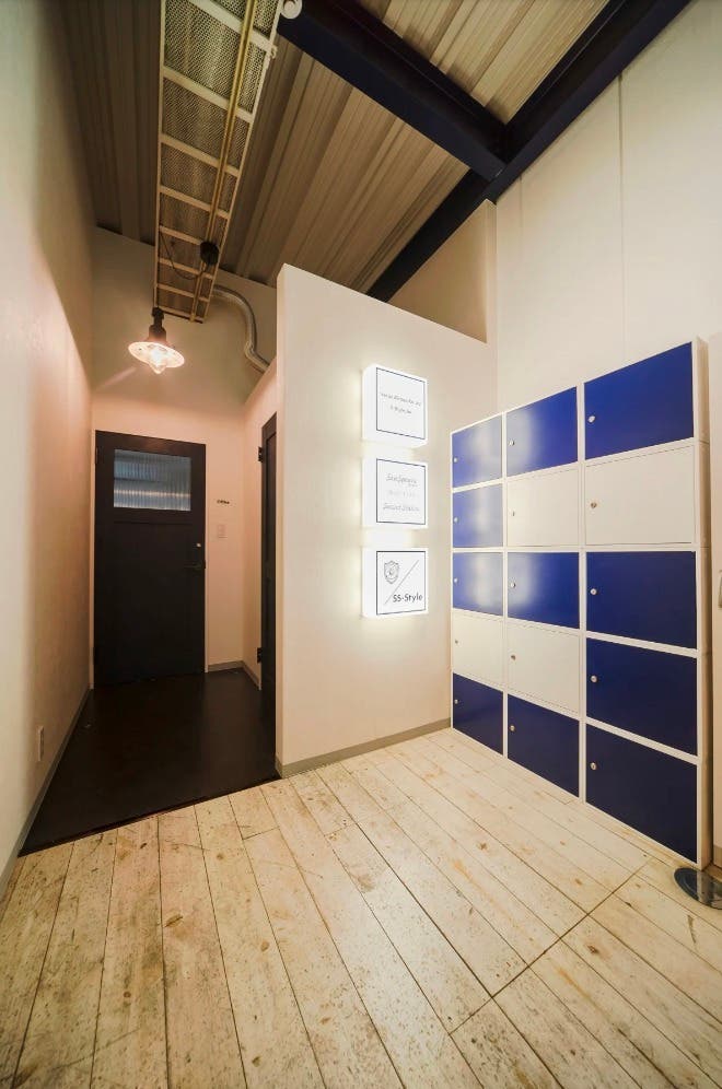 【西海岸風　心斎橋駅徒歩1分】10人〜30人向きのパーティ・セミナー・撮影などにぴったり！キッチン付きレンタルスペースの写真15