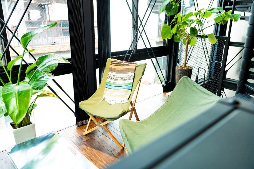 ✨大阪✨圧倒的な存在感✨吹き抜け空間が魅力✨ガレージハウス✨ガラス張り✨車・バイクの撮影等✨かっこいい✨ロフト有りの写真11