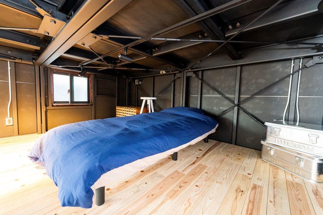 ✨大阪✨圧倒的な存在感✨吹き抜け空間が魅力✨ガレージハウス✨ガラス張り✨車・バイクの撮影等✨かっこいい✨ロフト有りの写真14