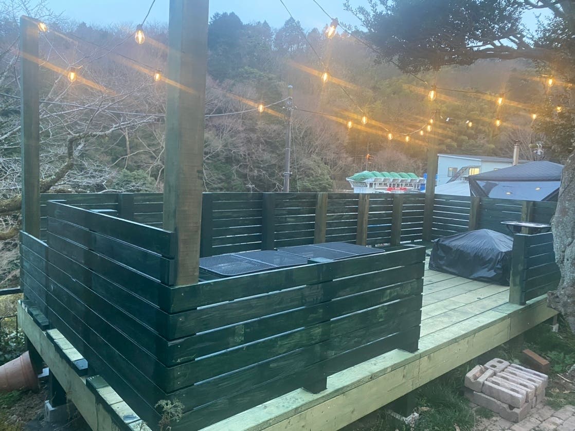 幅広い用途で使える大型ウッドデッキ付きの古民家【オフサイトMTG/BBQ/ヨガ/パーティ】の写真5