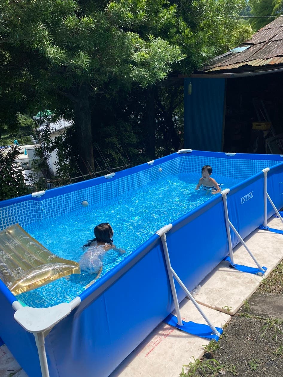 夏のプール遊びに！大型プールの画像1