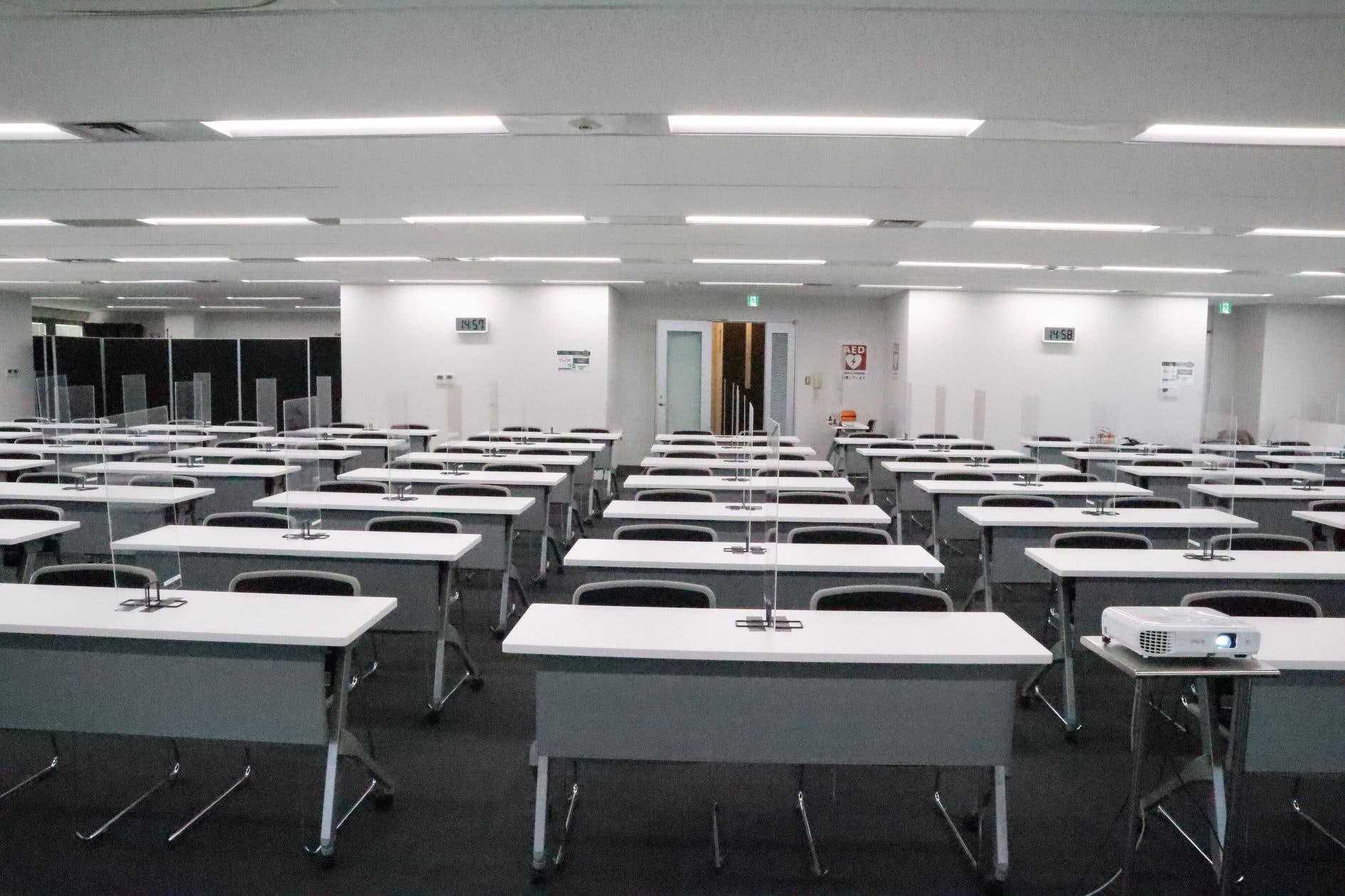 九段下研修ルーム【九段下駅1分】セミナー形式136名着席可の大型会議室の写真6