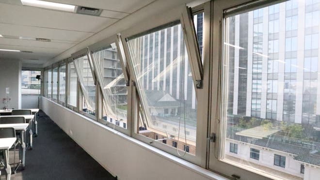 九段下研修ルーム【九段下駅1分】セミナー形式136名着席可の大型会議室の写真7