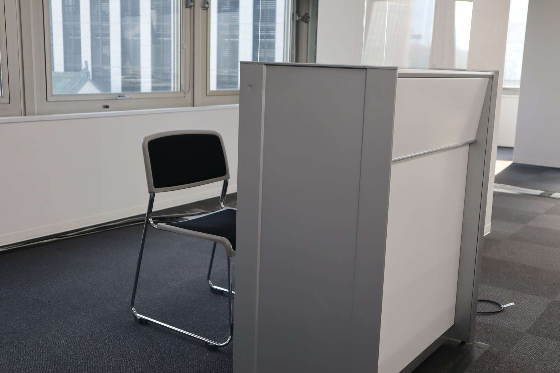 九段下研修ルーム【九段下駅1分】セミナー形式136名着席可の大型会議室の写真19