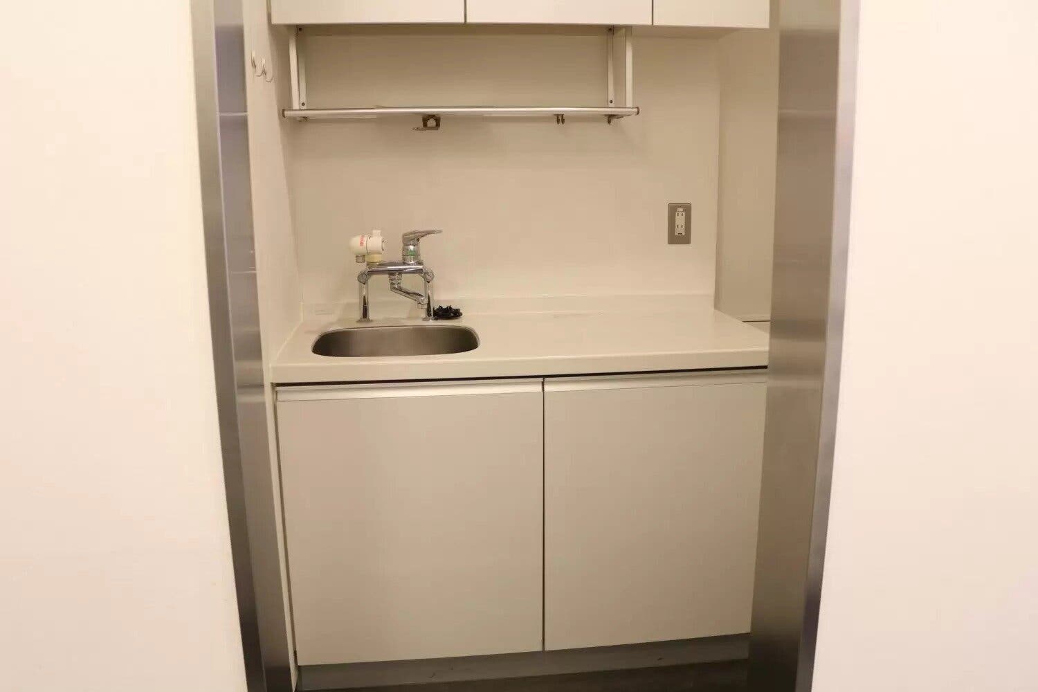 九段下研修ルーム【九段下駅1分】セミナー形式136名着席可の大型会議室の写真29