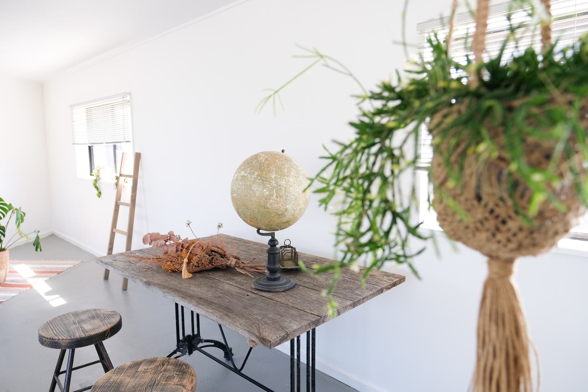 🍀🍀🍀【東急東横線の都立大駅から徒歩1分】自然光の入るスペース、桜並木横の好立地スタジオスペースの写真9