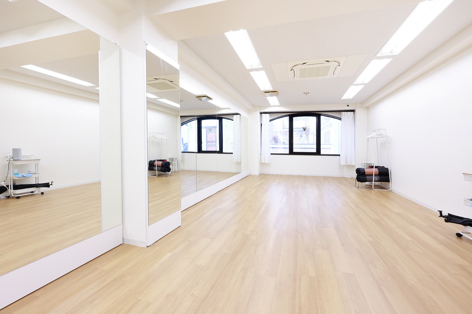 ＜東京メトロ赤坂見附駅１分＞ダンスができるレンタルスタジオ/幅7.7m高さ2.0の鏡付き/グループ・個人練習に最適　赤坂店の写真7