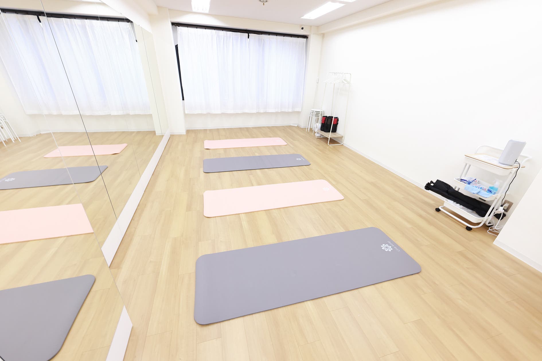 ＜東京メトロ赤坂見附駅１分＞ダンスができるレンタルスタジオ/幅7.7m高さ2.0の鏡付き/グループ・個人練習に最適　赤坂店の写真10
