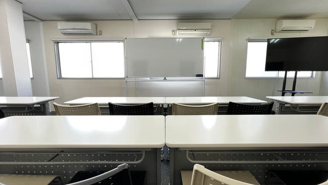 🎯心斎橋徒歩1分🎯【インボイス対応で経費も安心】🌈追加料金不要🌈エアコン4台🌈30人収容🌈◆お気軽会議室心斎橋sea◆の写真5