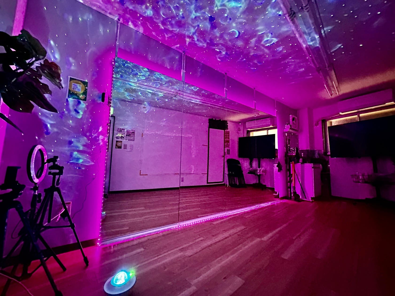 【公式予約】コソ練専用！貸切スタジオ！ダンス・フィットネスにピッタリ💪備品オプションぜんぶ無料✨｜光回線Wi-Fi｜の写真9