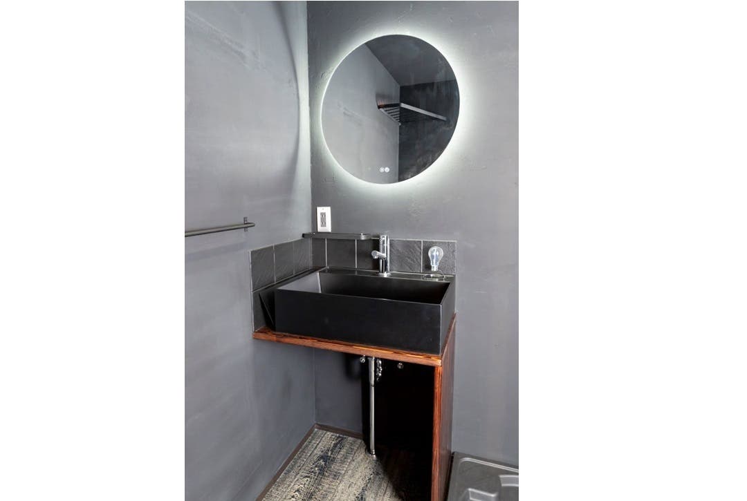 ✨大阪✨圧倒的な存在感✨吹き抜け空間が魅力✨ガレージハウス✨ガラス張り✨車・バイクの撮影等✨かっこいい✨ロフト有りの写真22