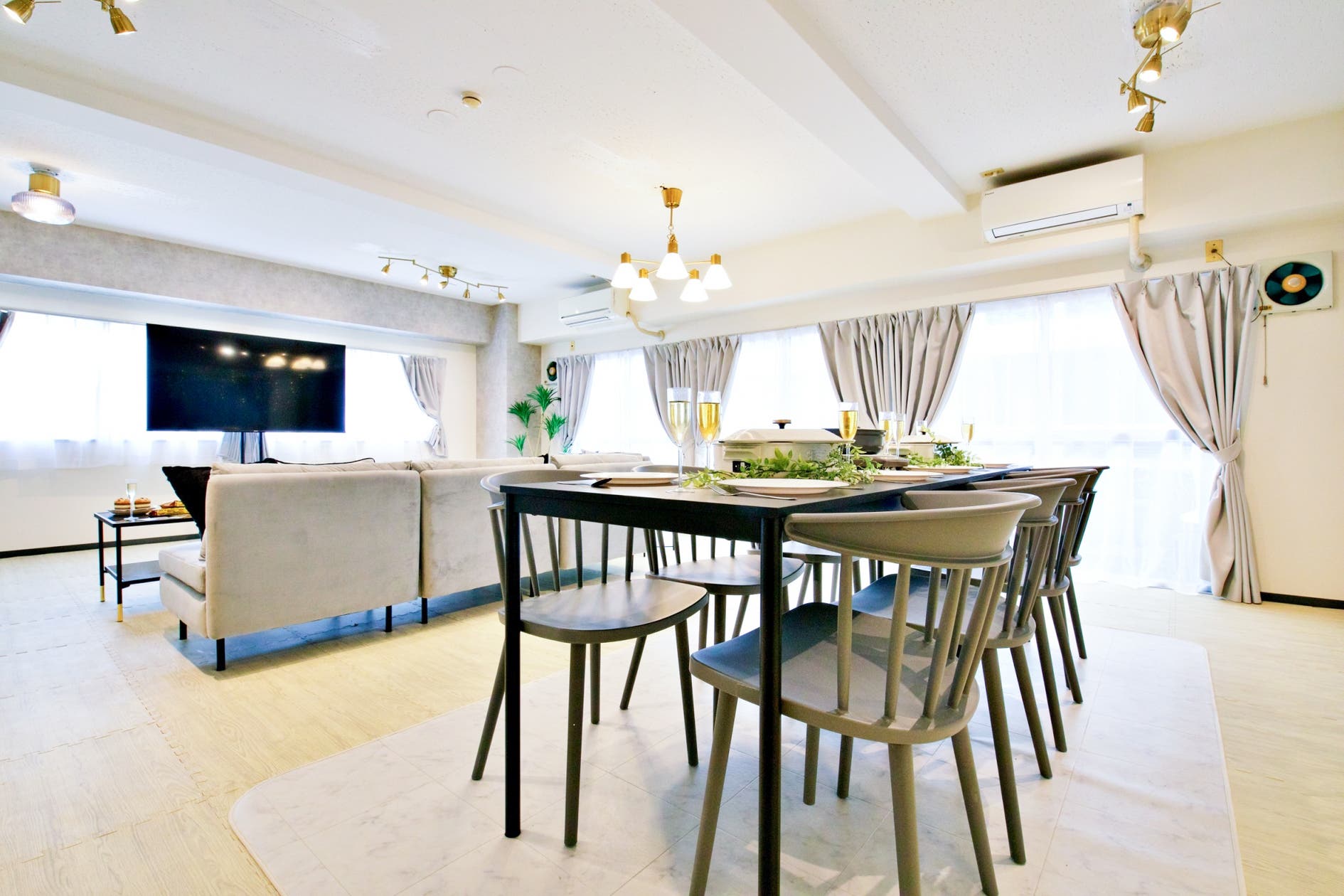 ▶新宿駅1分🥂最大18名｜24時間営業｜大画面テレビ📺パーティー・飲み会・打ち上げ_470の写真1