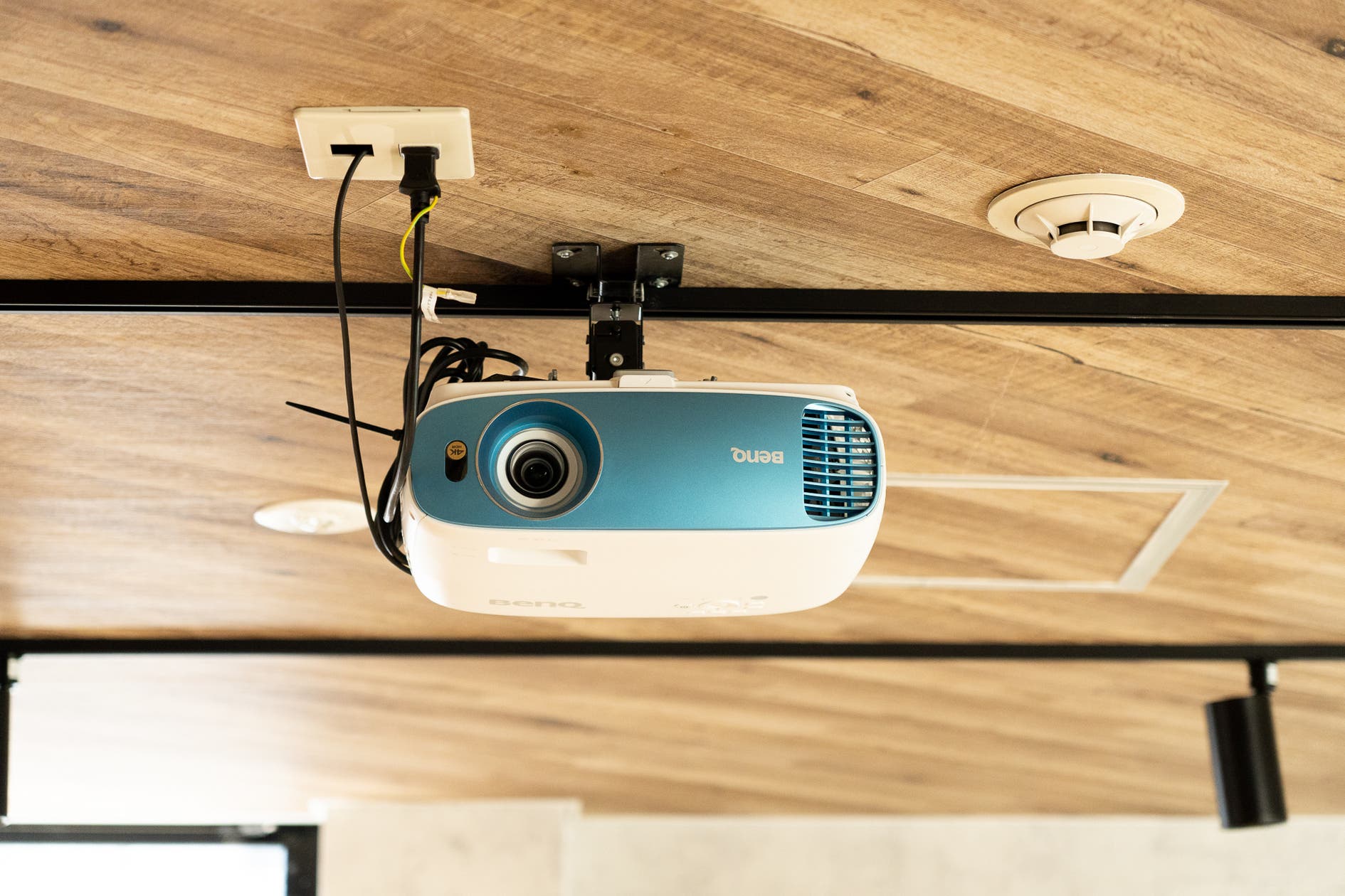 【大崎駅 徒歩8分】オシャレな会議室！プロジェクター無料！最大30名収容可能✨ 会議/イベント/説明会/撮影【品川・五反田駅】の写真10