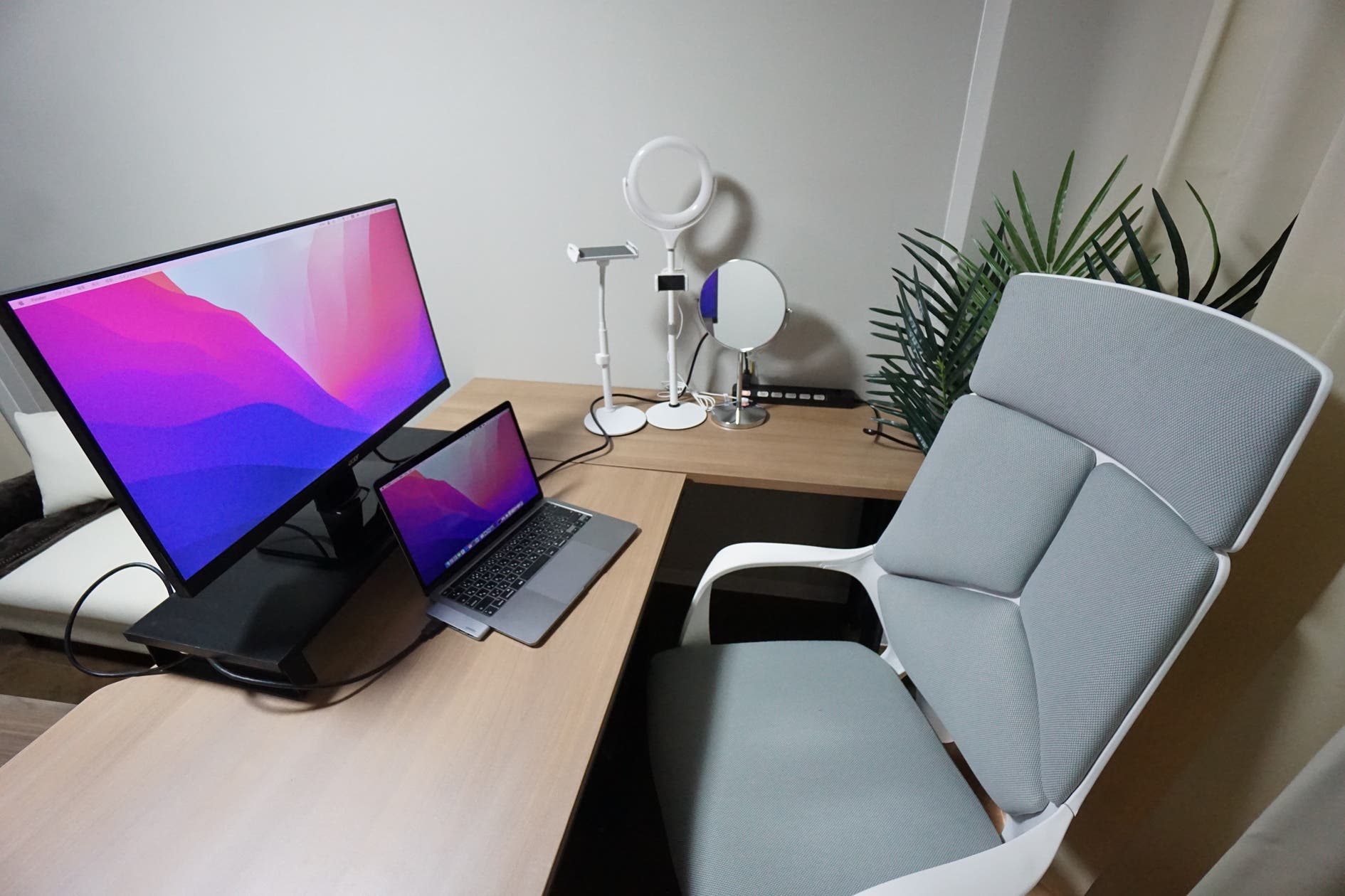 ＜ワークルーム新大阪＞✨セール中✨駅近🚃Wi-Fi📶モニター無料🖥テレワーク/Zoom/会議/商談/作業場所の写真2