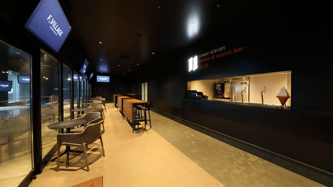 フィールドを眺めながらととのう 世界がまだ見ぬ温泉サウナの写真6