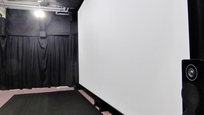 神奈川県横浜市 "日本一" 圧倒的大激安「200インチシアターTVゲームルーム」 5部屋・348設備が「無料で使い放題」の写真9