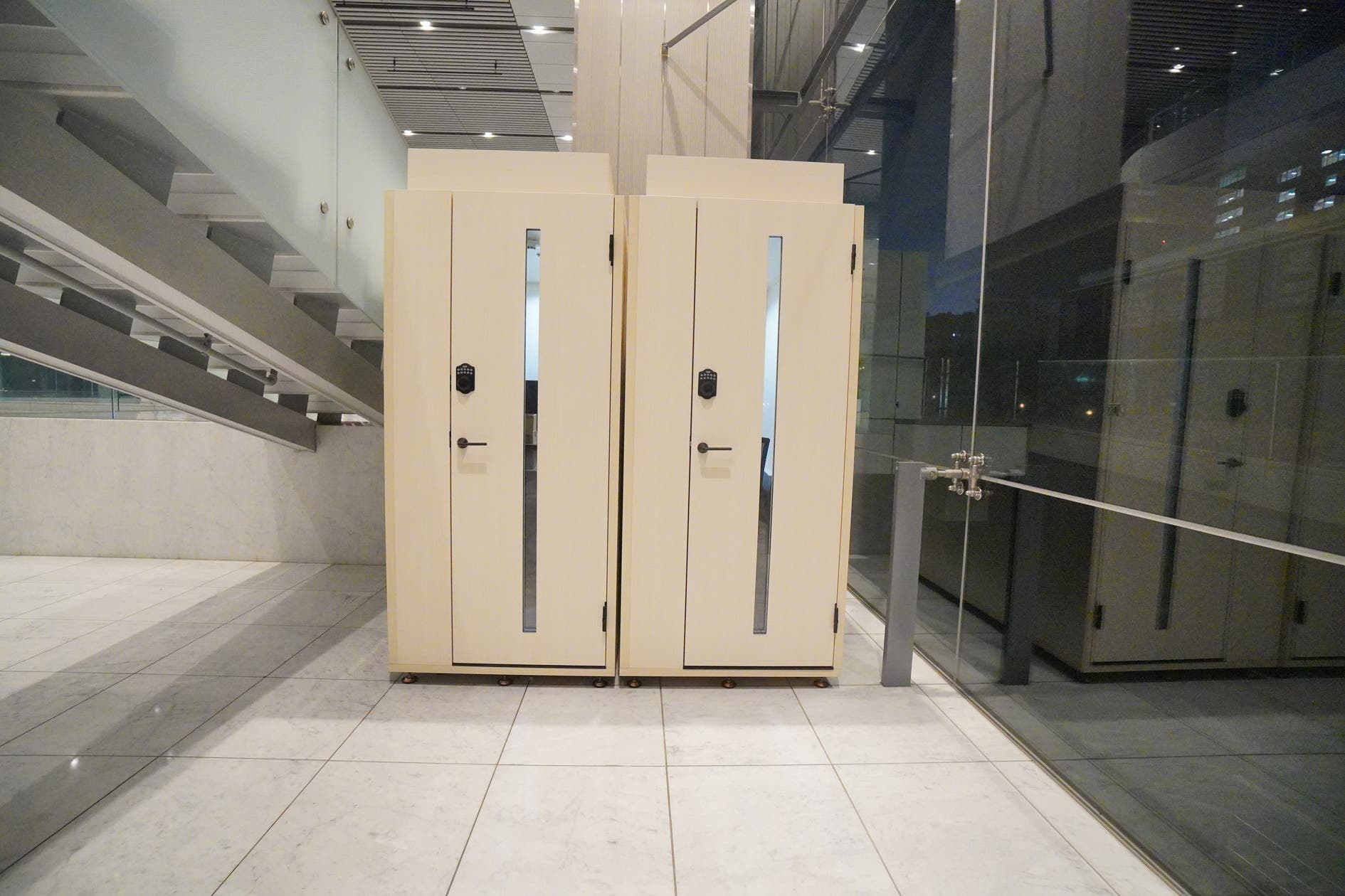 ＜小田急レンタルスペース新宿サザンテラスNo.1＞完全個室ワークブース💼Wi-Fi完備📶テレワーク/ZOOM/自習/作業場所の写真7