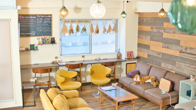 CHILLTIGER【20名利用】JR関内駅徒歩3分 お洒落なシーシャカフェで飲み会,オフ会,結婚式2次会等の写真1