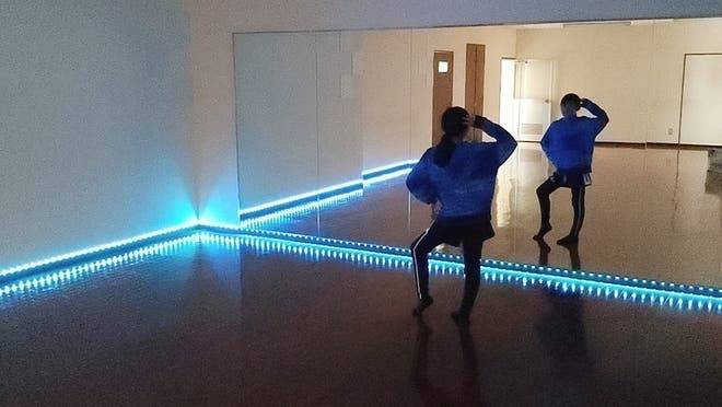 100㎡【約50帖】の広いダンスのできるスタジオです!の写真1