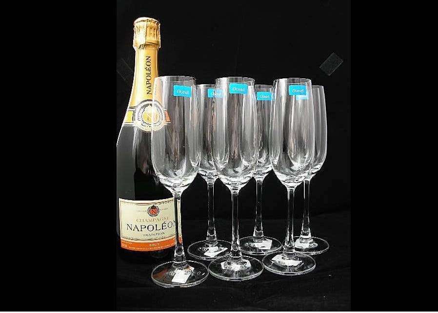 シャンパングラスの画像1