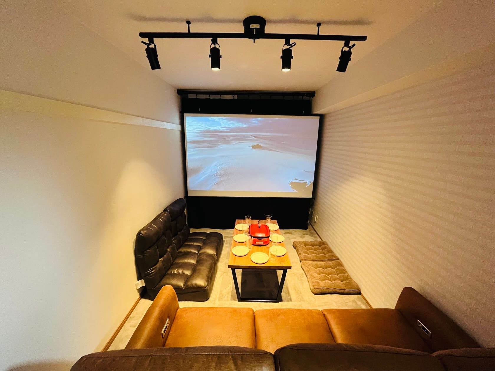 🎉NEW特割🎉【元住吉駅1分】大画面100inch🎬リクライニング💺デート💑ネトフリ・ゲーム・パーティー🎉学割🏫商店街🛍の写真3