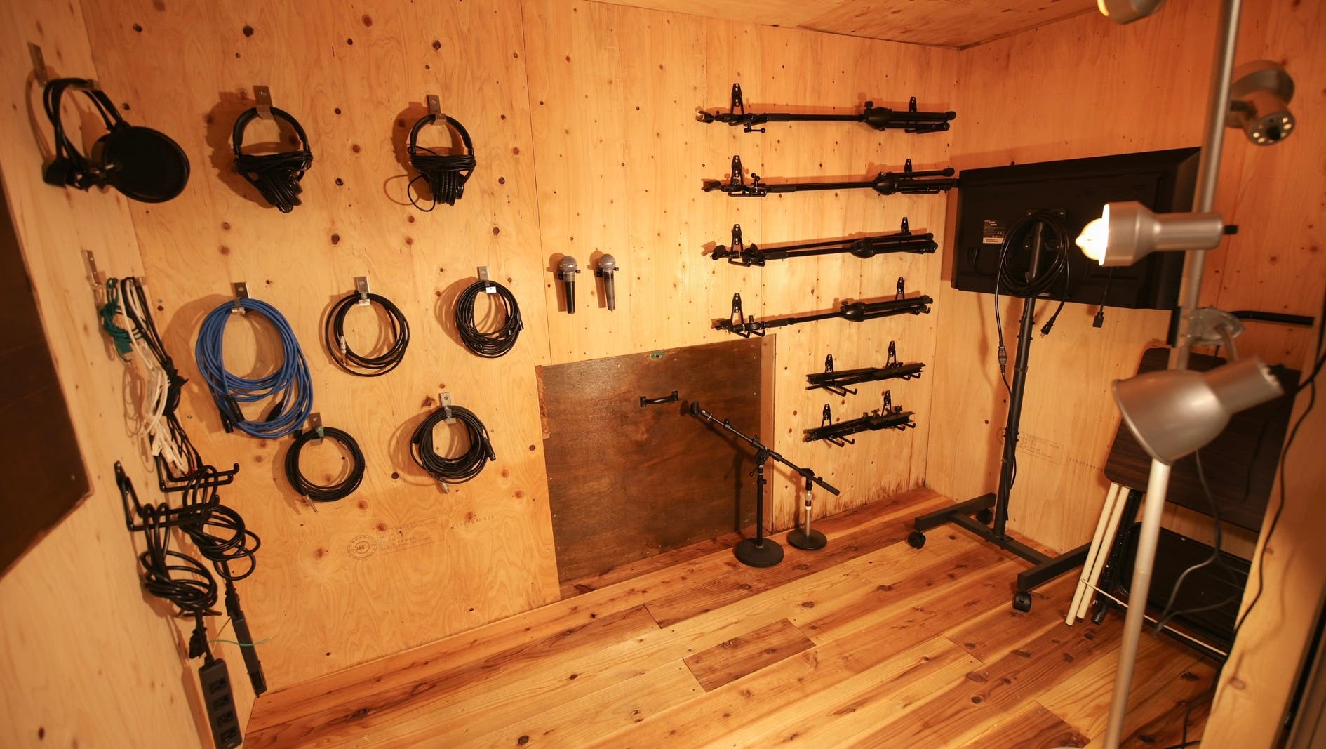 『神保町・水道橋』セルフレコーディングスタジオ alt studio(ボーカル•プレスコ・アフレコ)の写真13