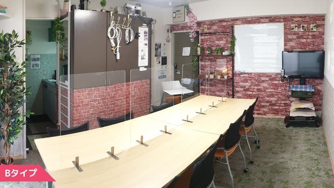 《吉祥寺スペース|駅すぐ》長時間疲れない椅子/100インチ画面/光有・無線/温水便座/手軽な価格/スッキリした部屋/24時AFの写真8