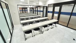 <南大沢テレワークステーション 大会議室>光回線Wi-Fi📶35名収容💺会議/セミナー/研修/ワークショップの写真3
