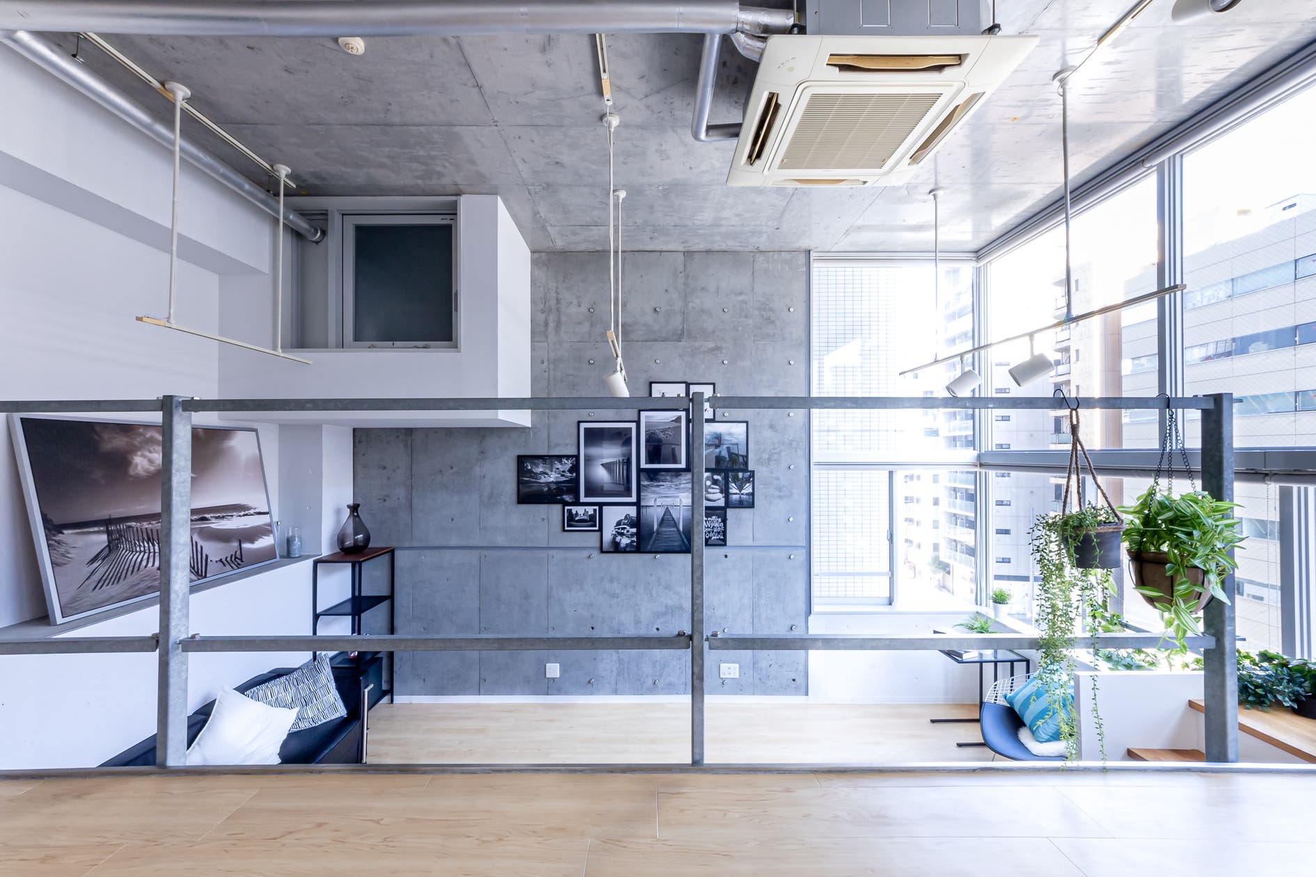 Ａ２．［天井高4M・2面採光］多面性のあるスタイリッシュ空間　MV/対談/カフェ/バス/ベッドの写真7