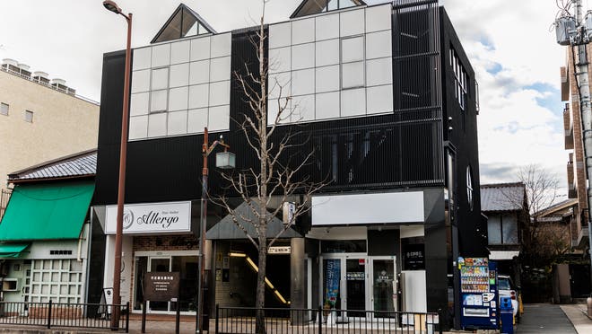 京都市営地下鉄「鞍馬口駅」2番出口真上にある便利な貸し会議室の写真1