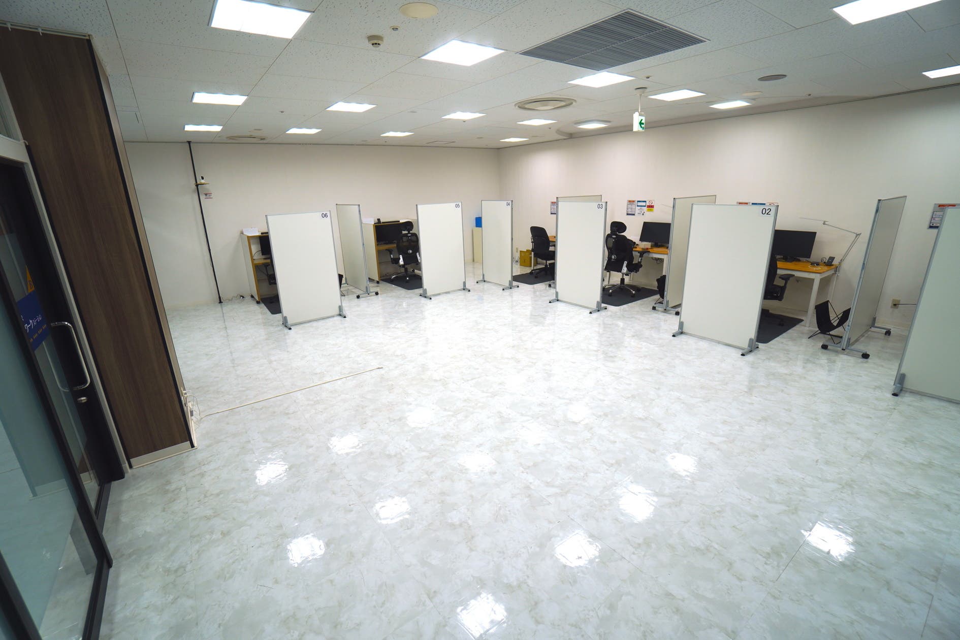 ＜南大沢テレワークステーション ワークデスクNo.1＞光回線Wi-Fi📶モニター🖥テレワーク/ZOOM/自習の写真11