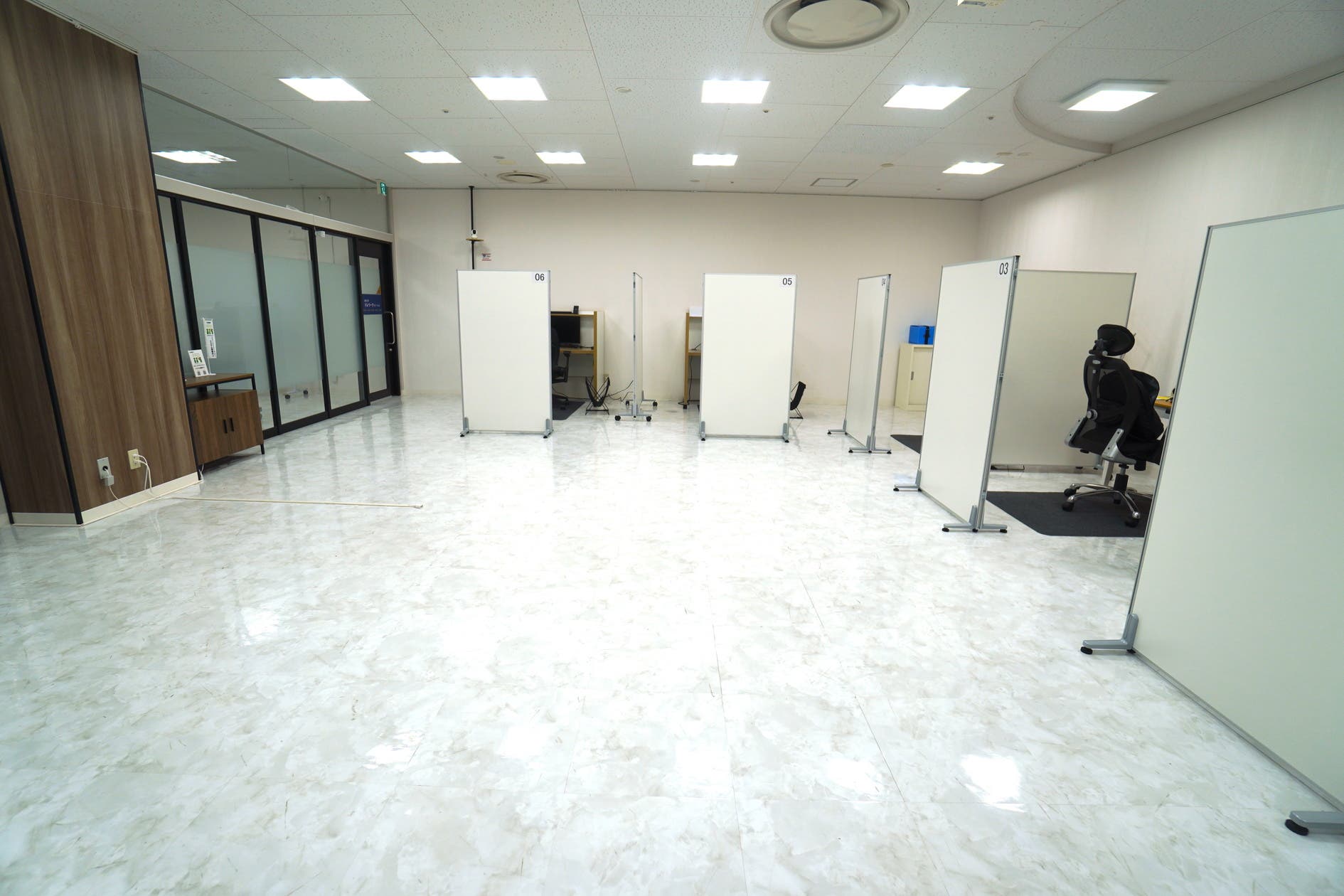 ＜南大沢テレワークステーション ワークデスクNo.3＞光回線Wi-Fi📶モニター🖥テレワーク/ZOOM/自習の写真11