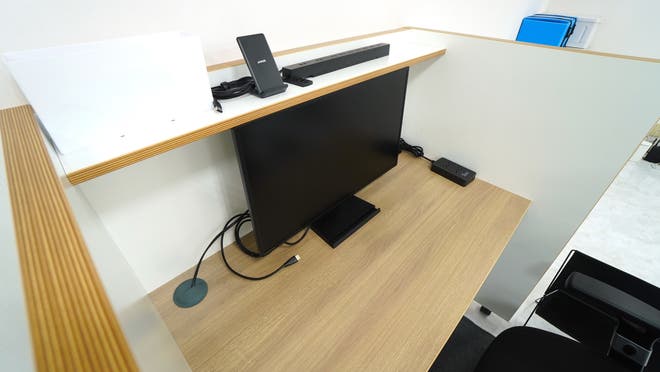 <南大沢テレワークステーション ワークデスクNo.6>光回線Wi-Fi📶モニター🖥テレワーク/ZOOM/自習の写真6