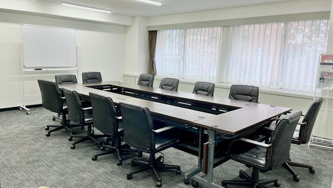 【中野駅北口徒歩5分】高速Wi-Fi完備!最大15名入室可能◎/会議・セミナー・動画撮影など幅広い用途で利用可能!の写真1